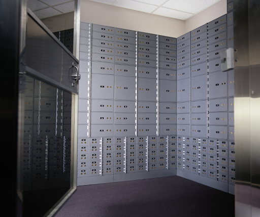 Securing Your Valuables: How Safety Deposit Boxes Provide Peace of Mind ...
